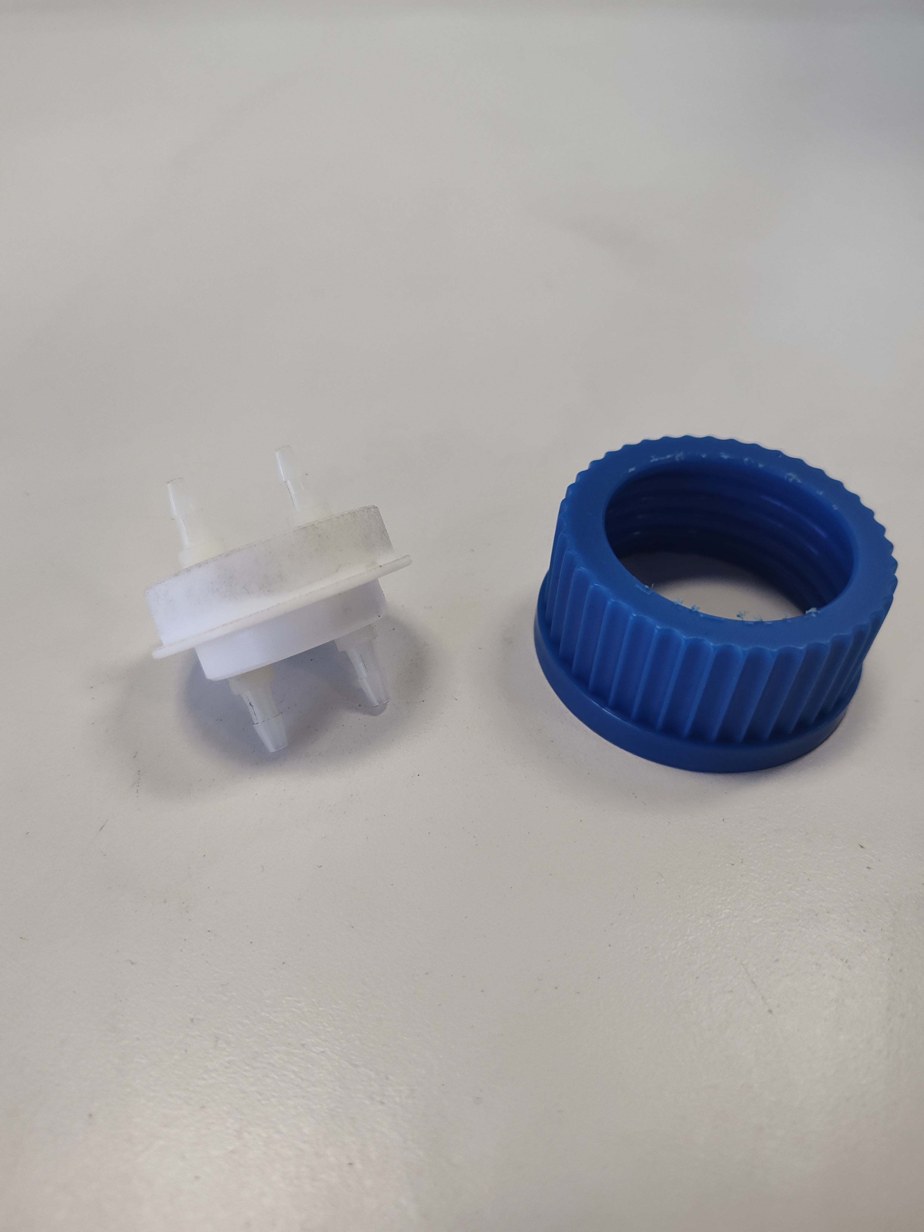 GL45 Ported Cap for sterile culture - 2 ports, barbed connectors ...